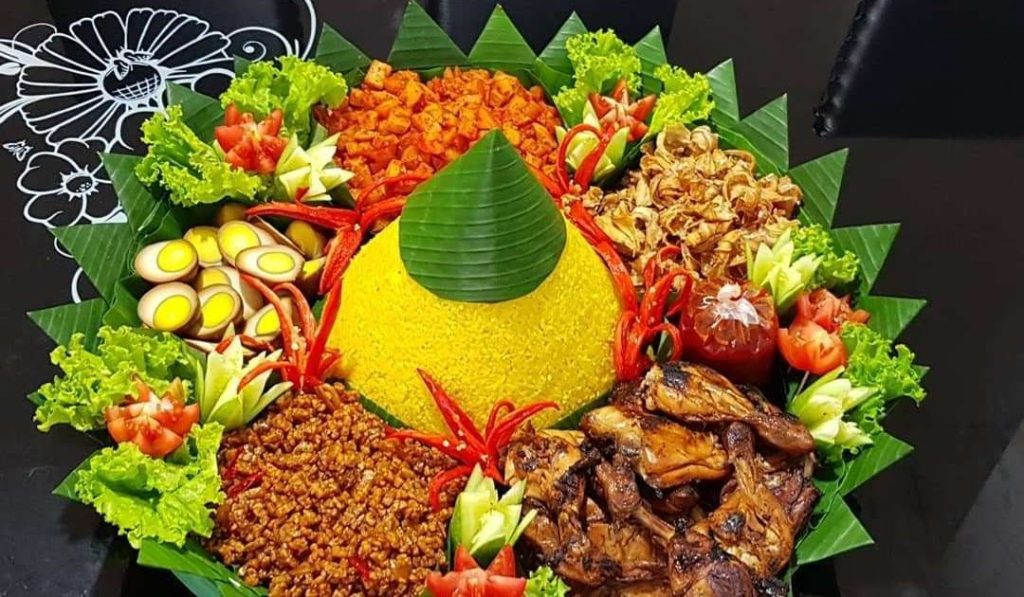 Filosofi Pemilihan Tujuh Lauk Pendamping Tumpeng