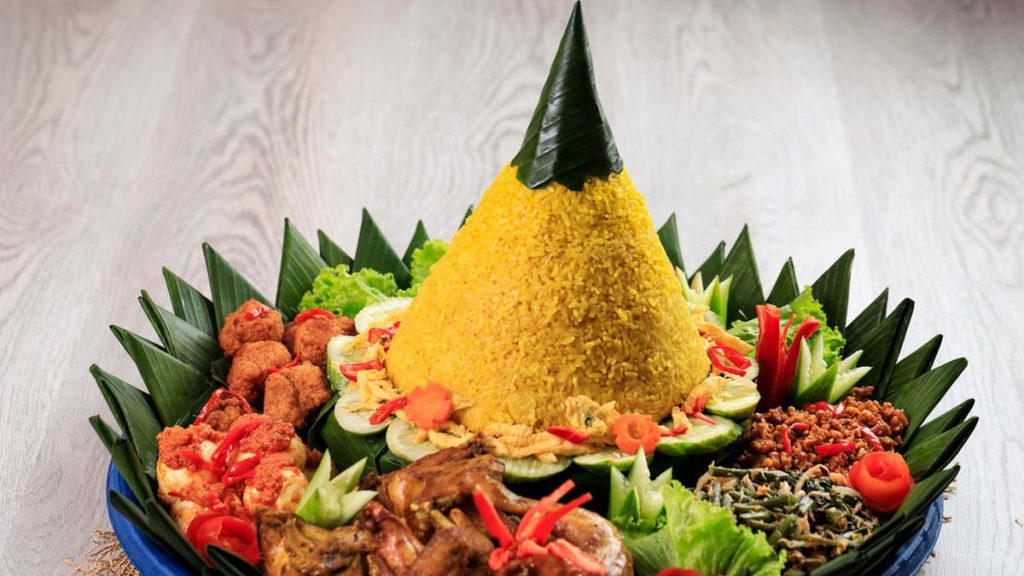 Makna Tumpeng Dalam Kehidupan